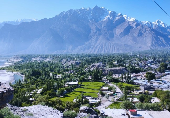 Hunza Tour Package (4 Days 3 Nights) | TourPlanner.pk